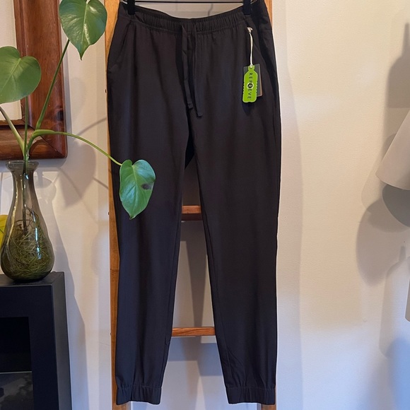 tentree | Pants & Jumpsuits | Nwt Tentree Sz S Meteorite Black ...